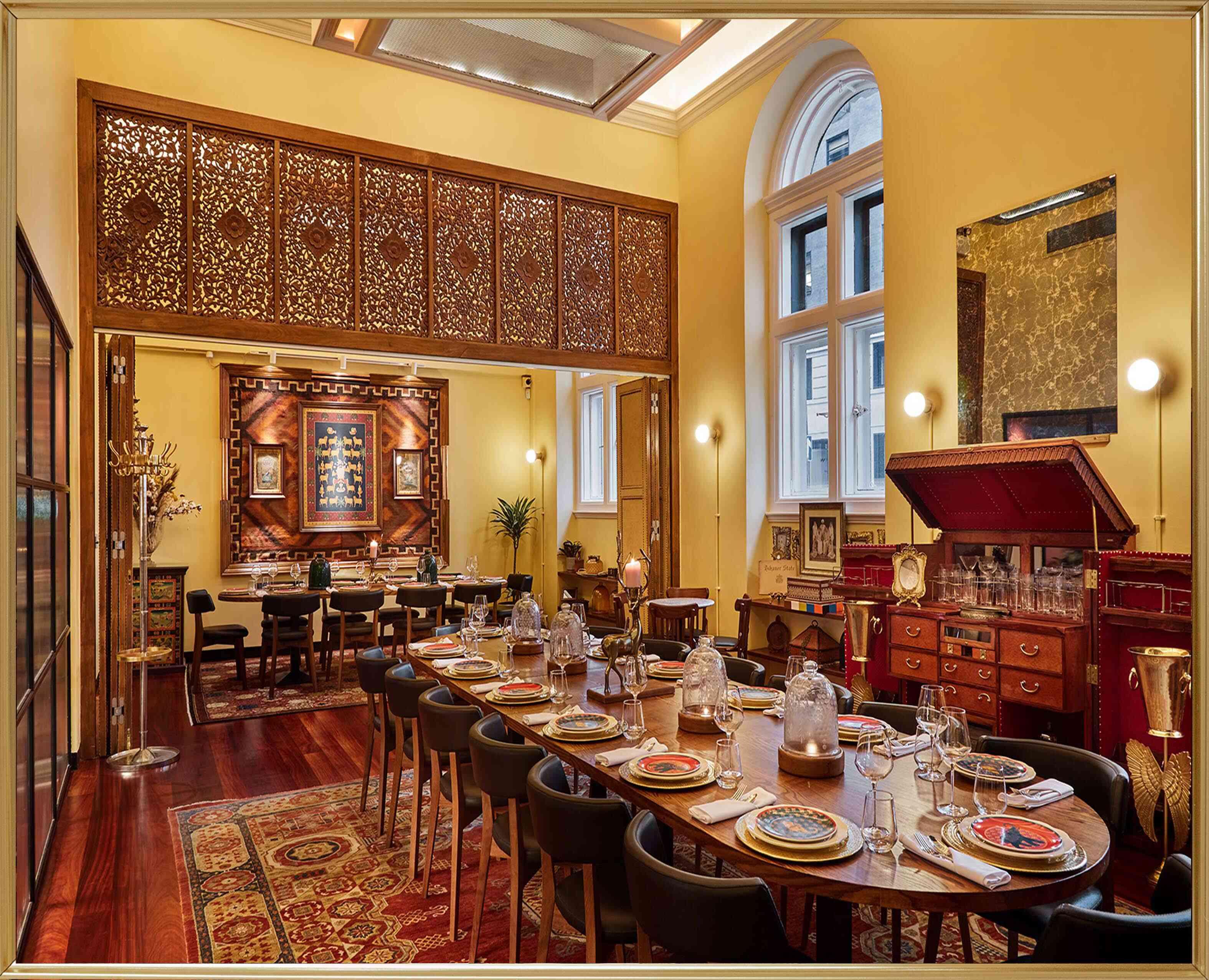 Private Dining Rooms | Colonel Saab